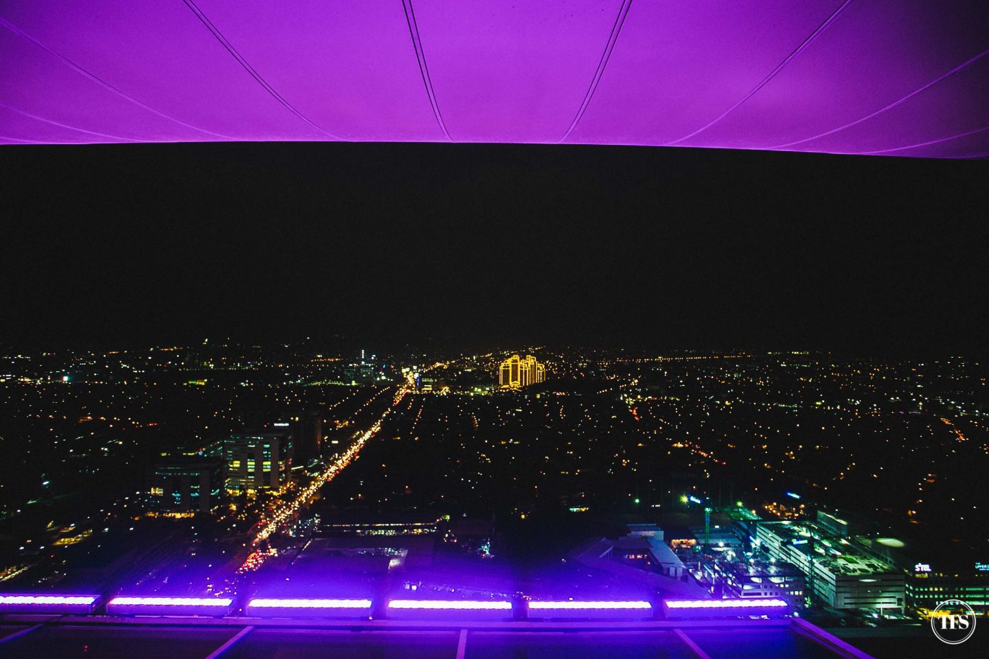 Vu's Sky Bar & Lounge at Marco Polo Manila - The Food Scout