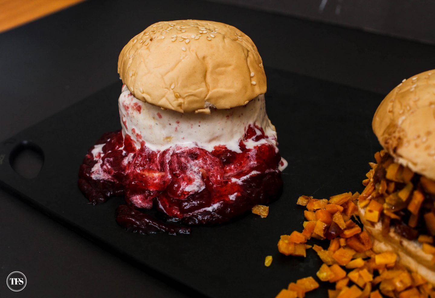 Trio Ice Cream Burger Recipe - The Food Scout