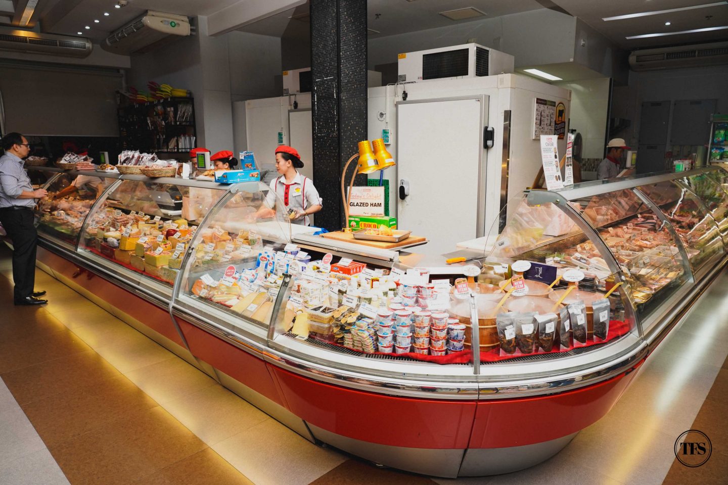 A Taste of Spain at Santis Delicatessen - The Food Scout